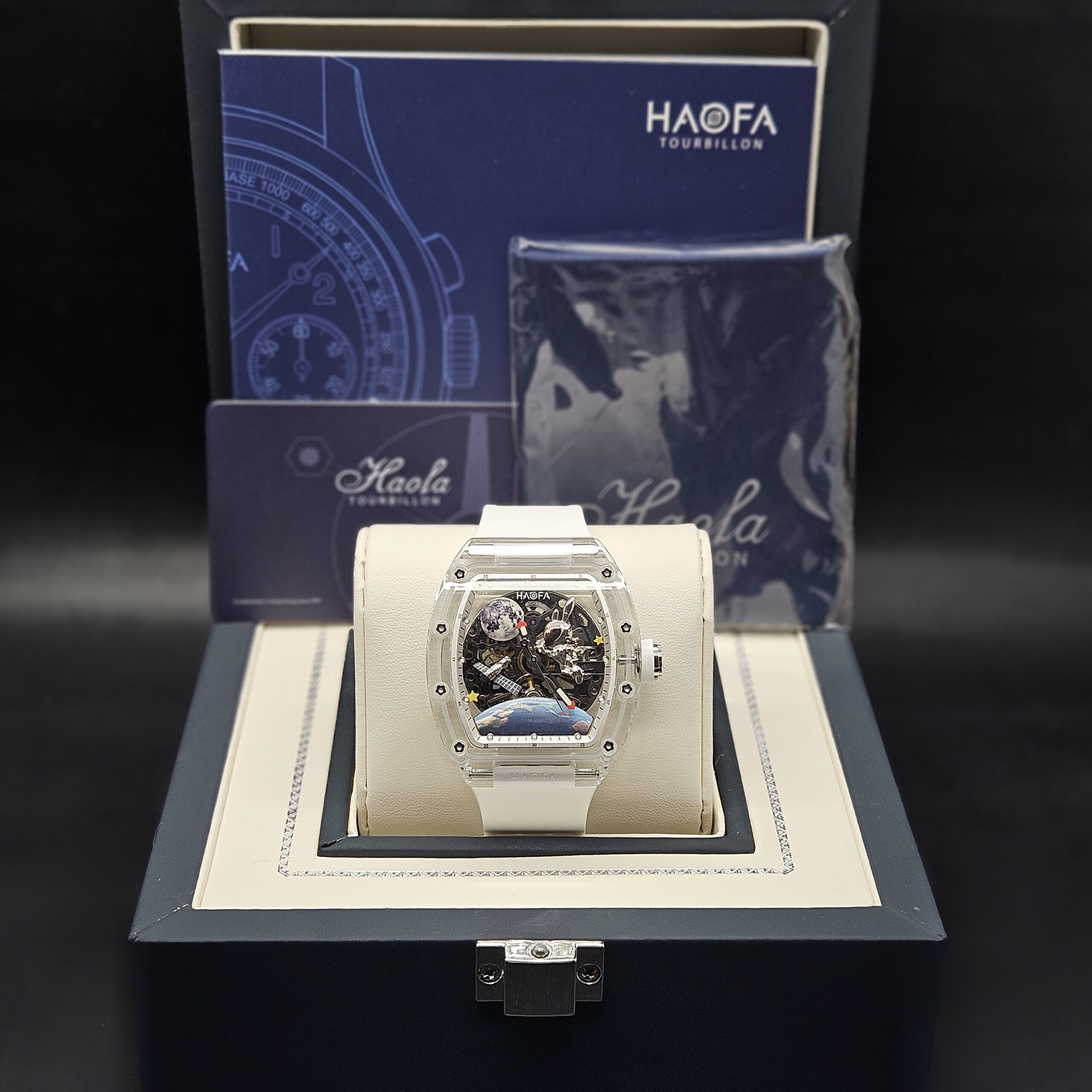 Houfa 1986 White Spaceship Carbon – Dchronograph Official Store