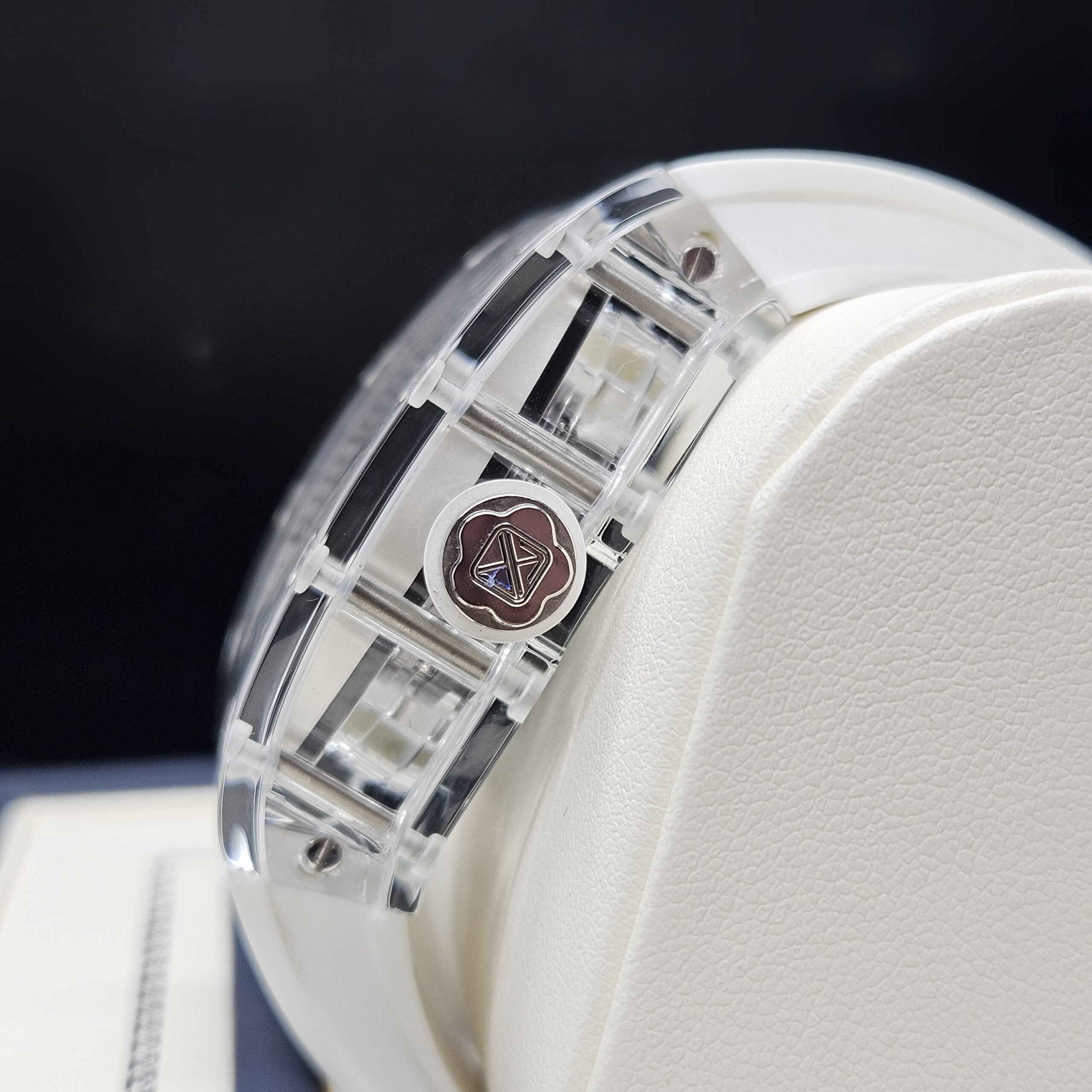 Houfa 1986 White Spaceship Carbon – Dchronograph Official Store