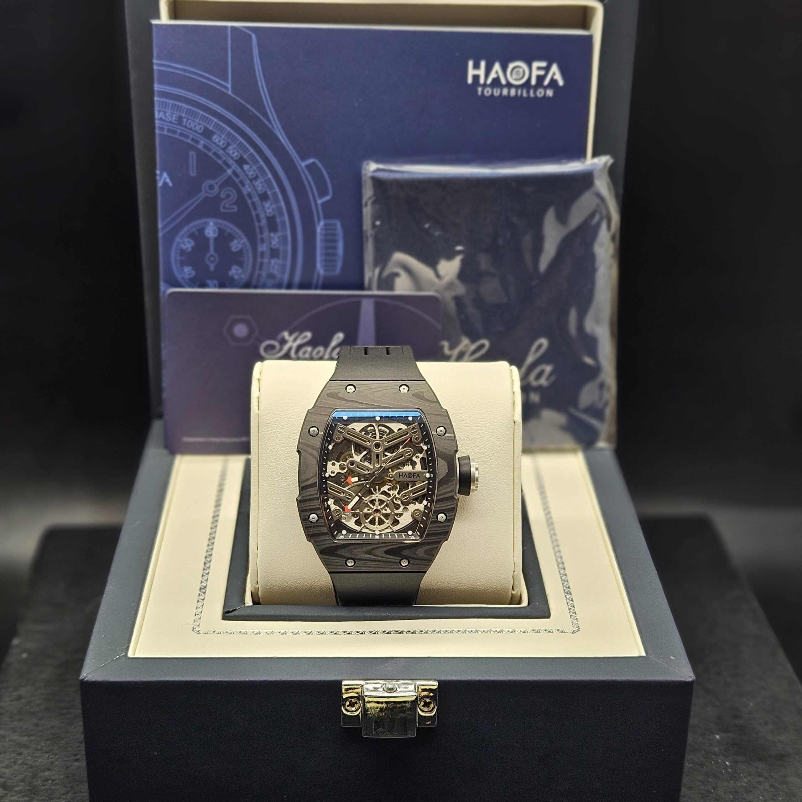 Houfa 1982 Carbon Skeleton Black – Dchronograph Official Store