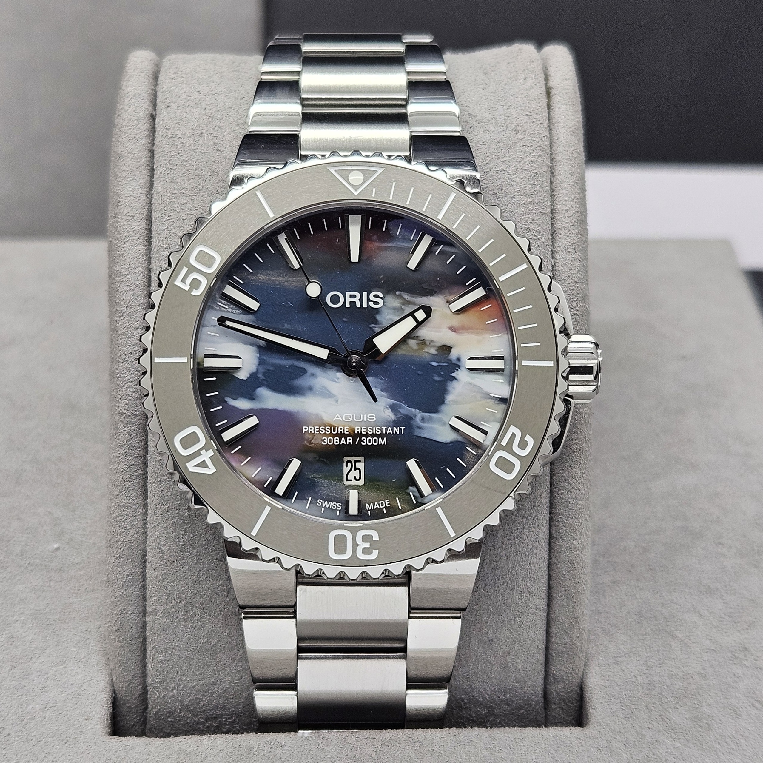 Oris Aquis Date Upcycle Dial – Dchronograph Official Store